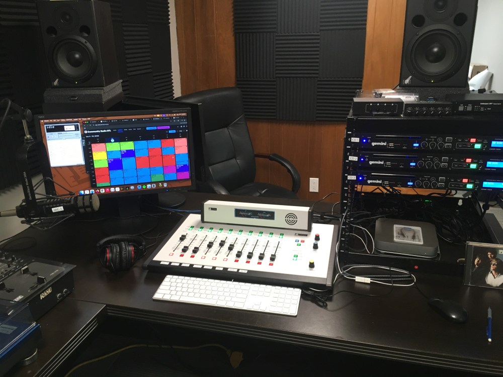 KDHX Becomes CRSTL FM Radio KDHX Disappears, But Alums Stage CRSTL ...